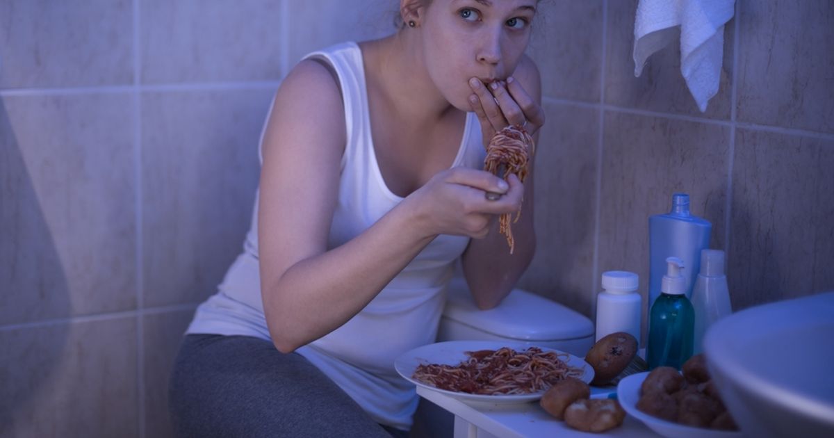 10 Symptoms of Bulimia - Facty Health