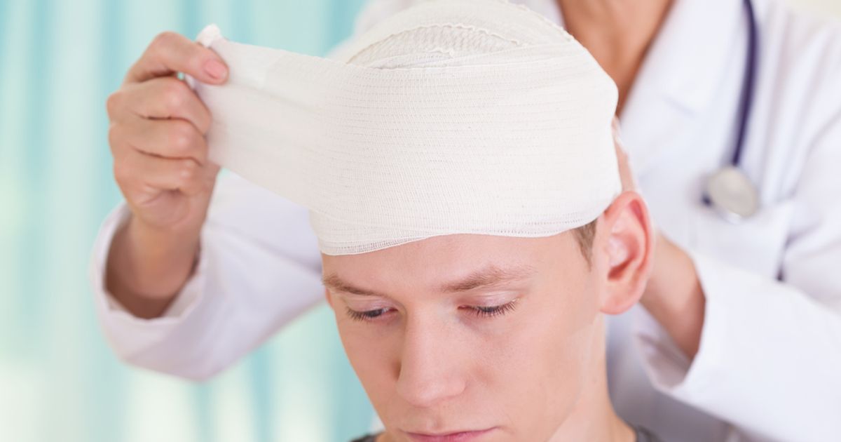 10 Symptoms of TBI - Facty Health