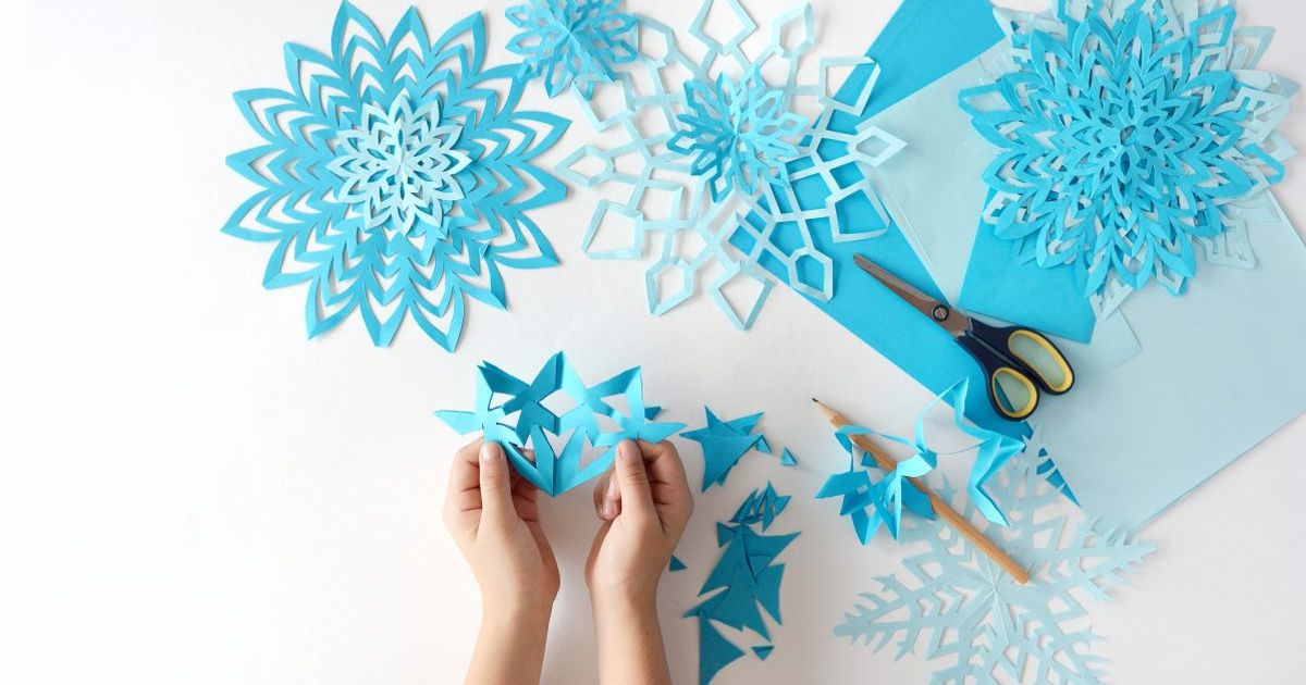 How to Make Paper Snowflakes - Facty