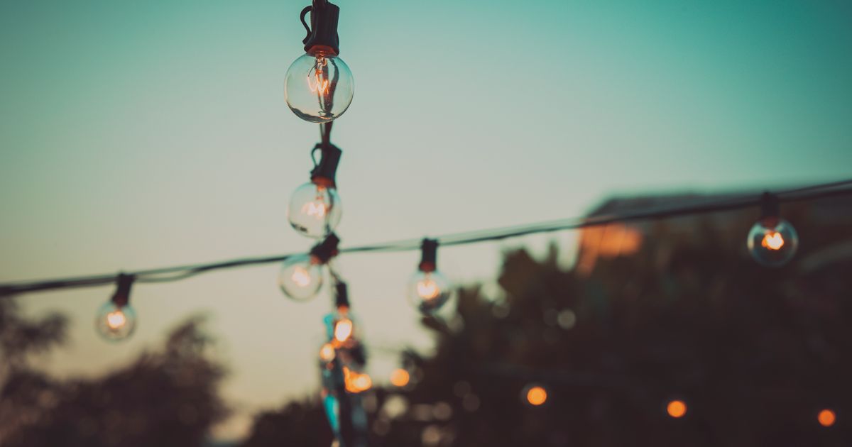 Amazing Ways to Renovate and Spruce Up Your Backyard - Facty