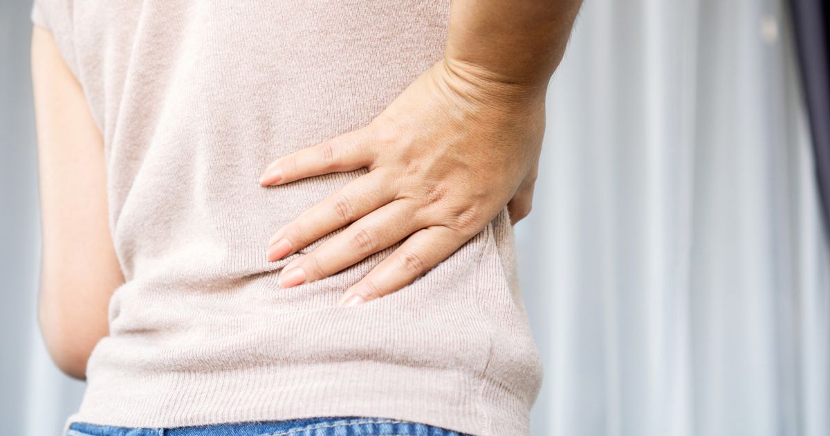 Recognizing and Dealing With Back Spasms - Facty Health