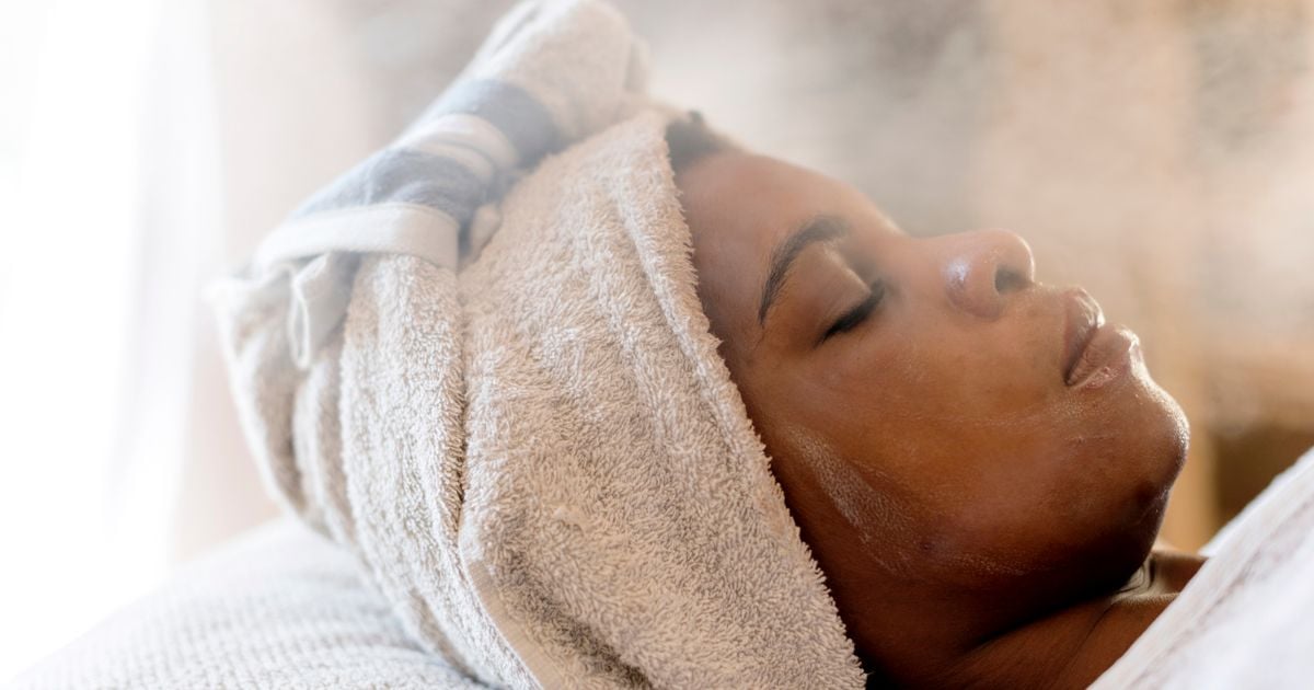 Should You Try Facial Steaming? - Facty Health