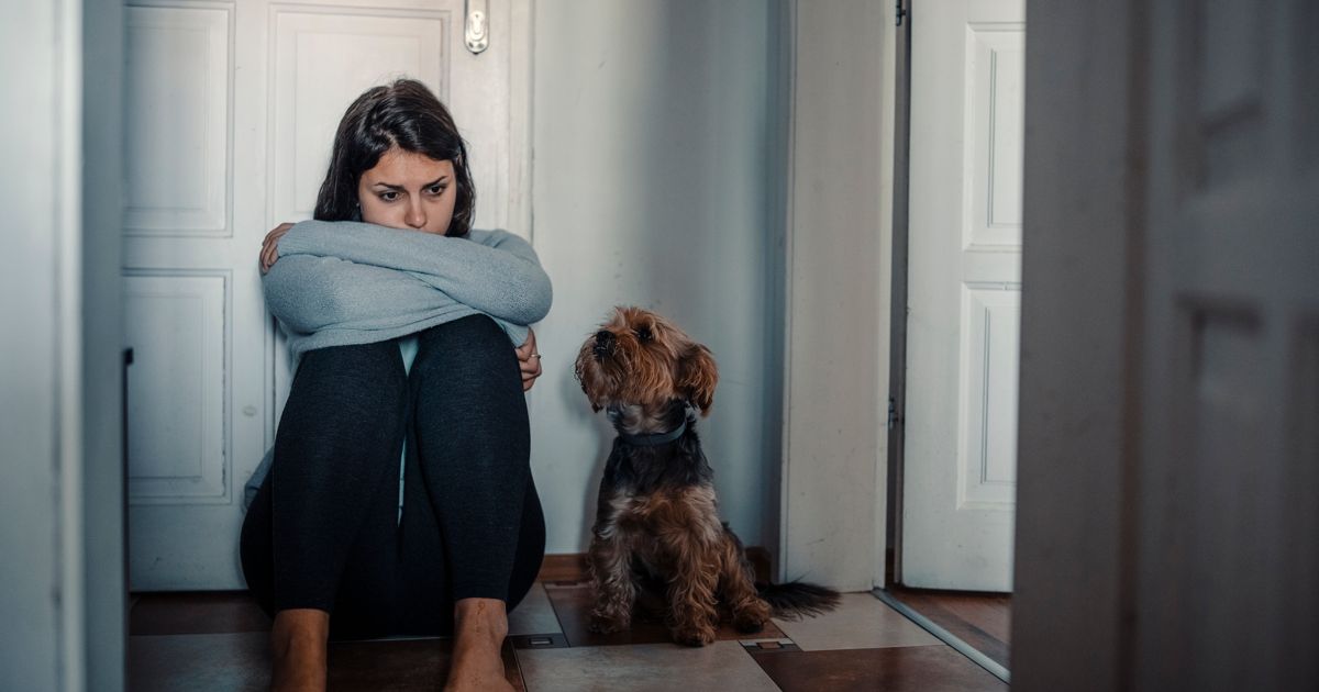 How To Deal With A Panic Attack When It Happens - Facty Health
