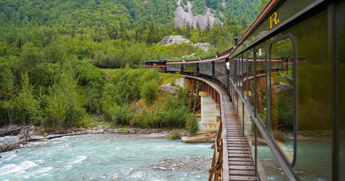 Top Scenic Canadian Train Tours - Facty