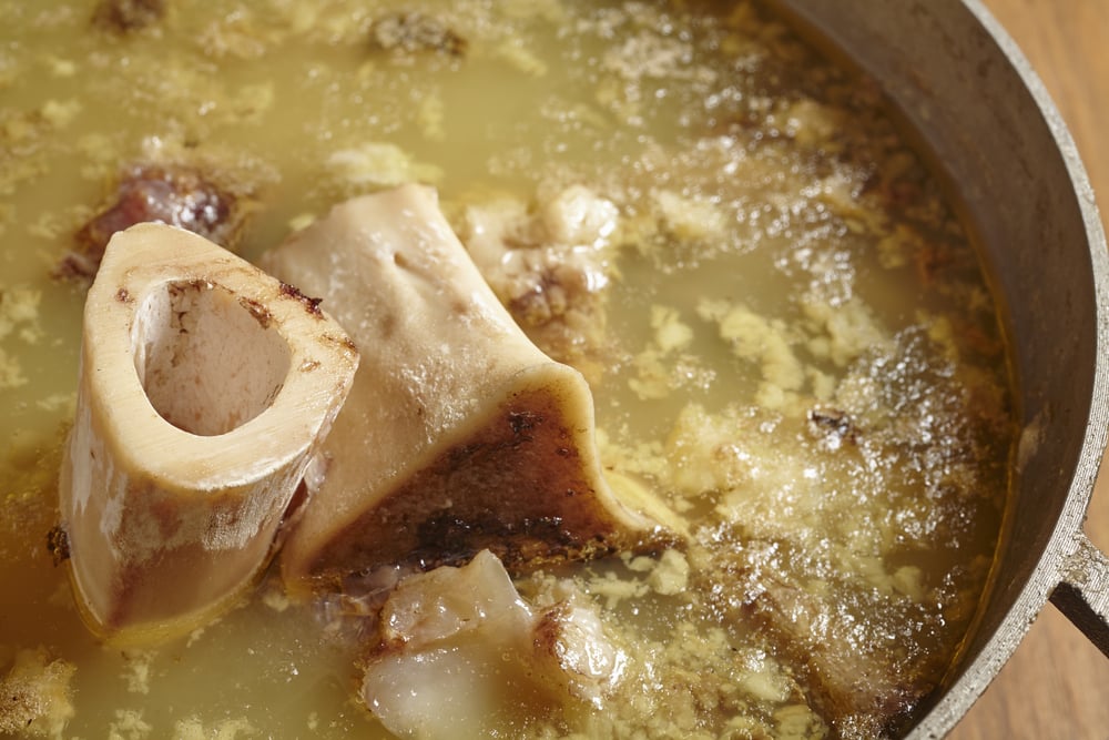 10 Health Benefits of Bone Broth - Facty Health