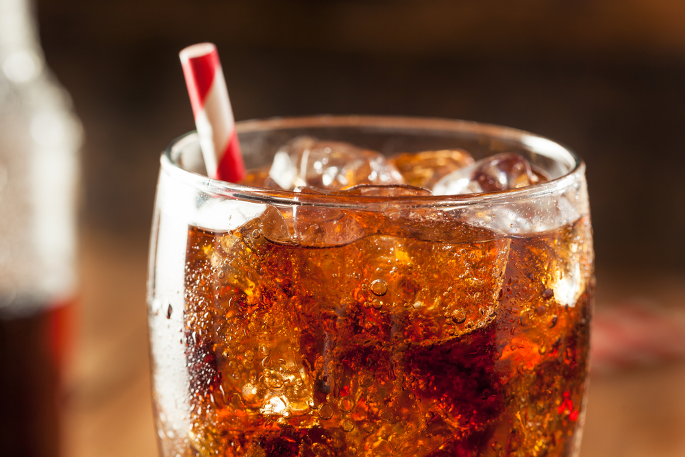 10 Physical Effects of Drinking Soda - Facty Health