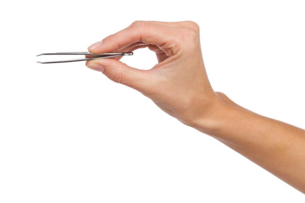 10 Things to Know About Having a Foreign Object in the Nose - Facty Health