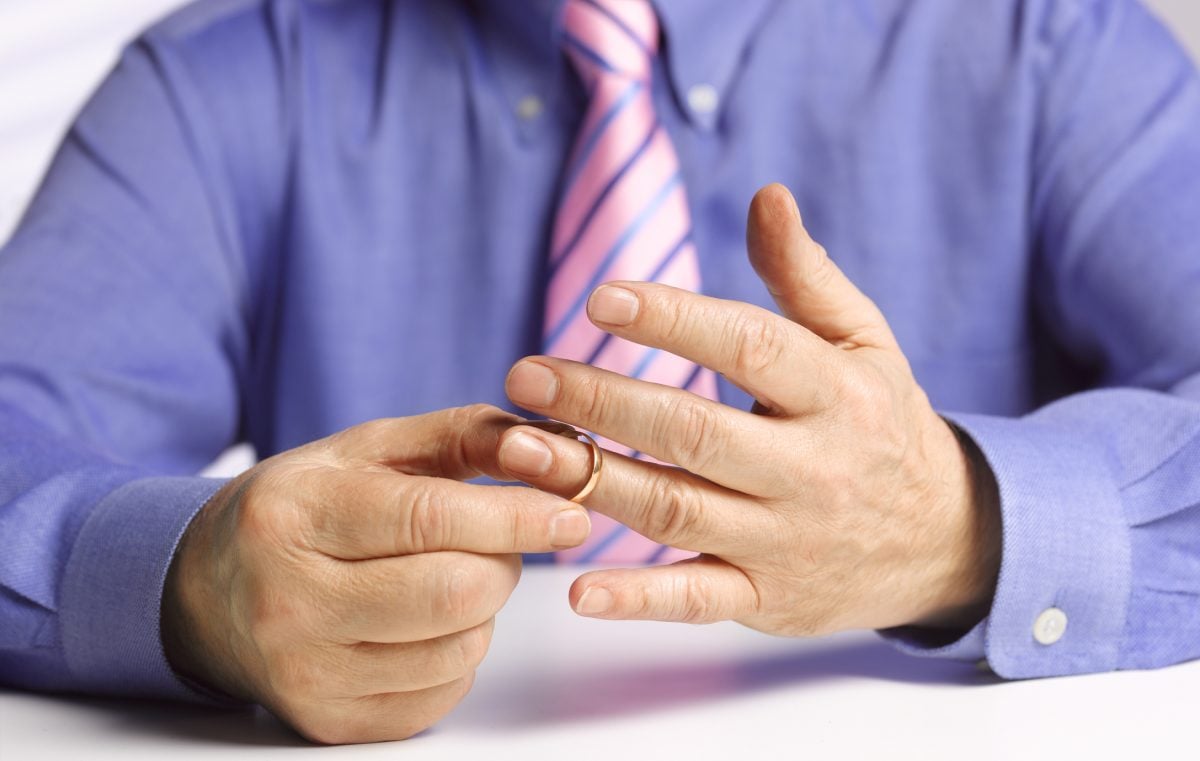 Is Philophobia, the Fear of Love, Real? - Facty Health